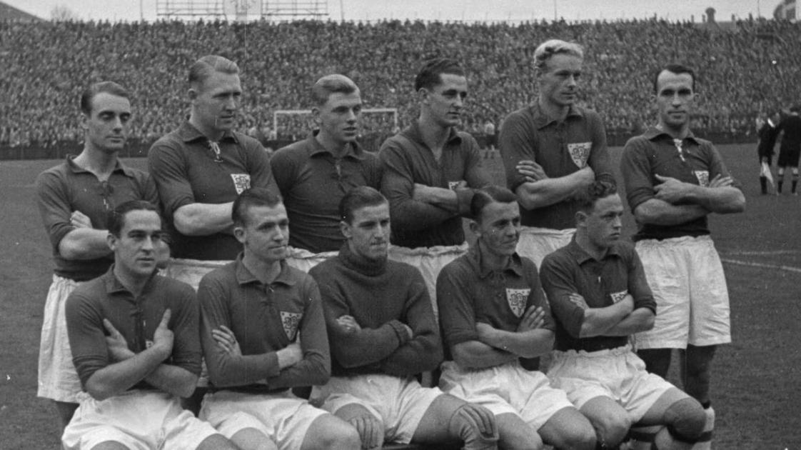 Fodbold - Danmark-Holland | Danmark på Film