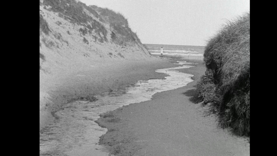 Lønstrup Strand | Danmark på Film