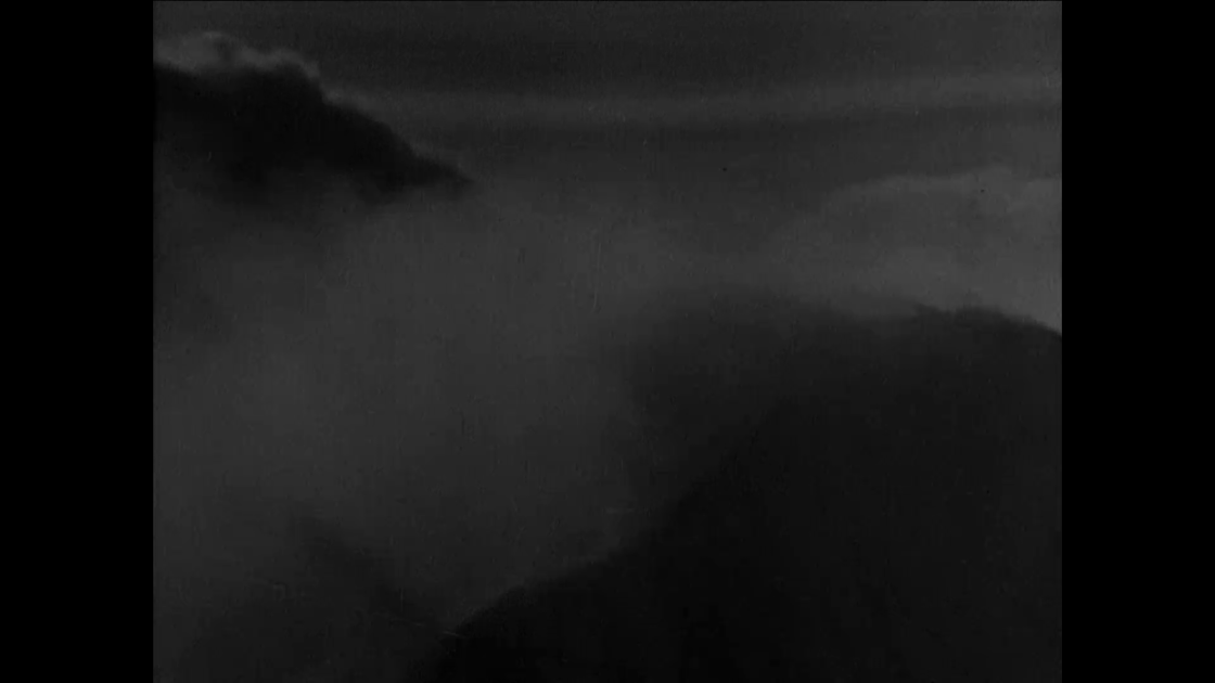 Ombord på Veslekari - Med Leo Hansen paa Østgrønland | Danmark på Film