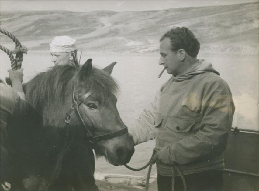 Med Leo Hansen paa Østgrønland | Danmark på Film